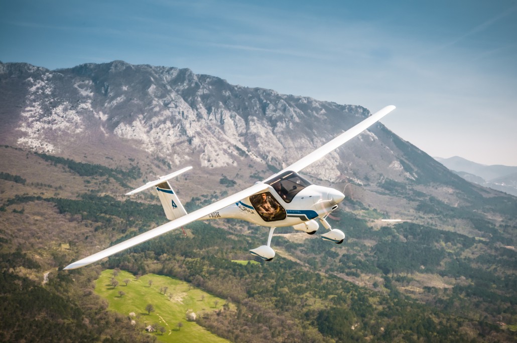 A Battery-Powered Electric Plane Just Had Its First Test Flight in ...