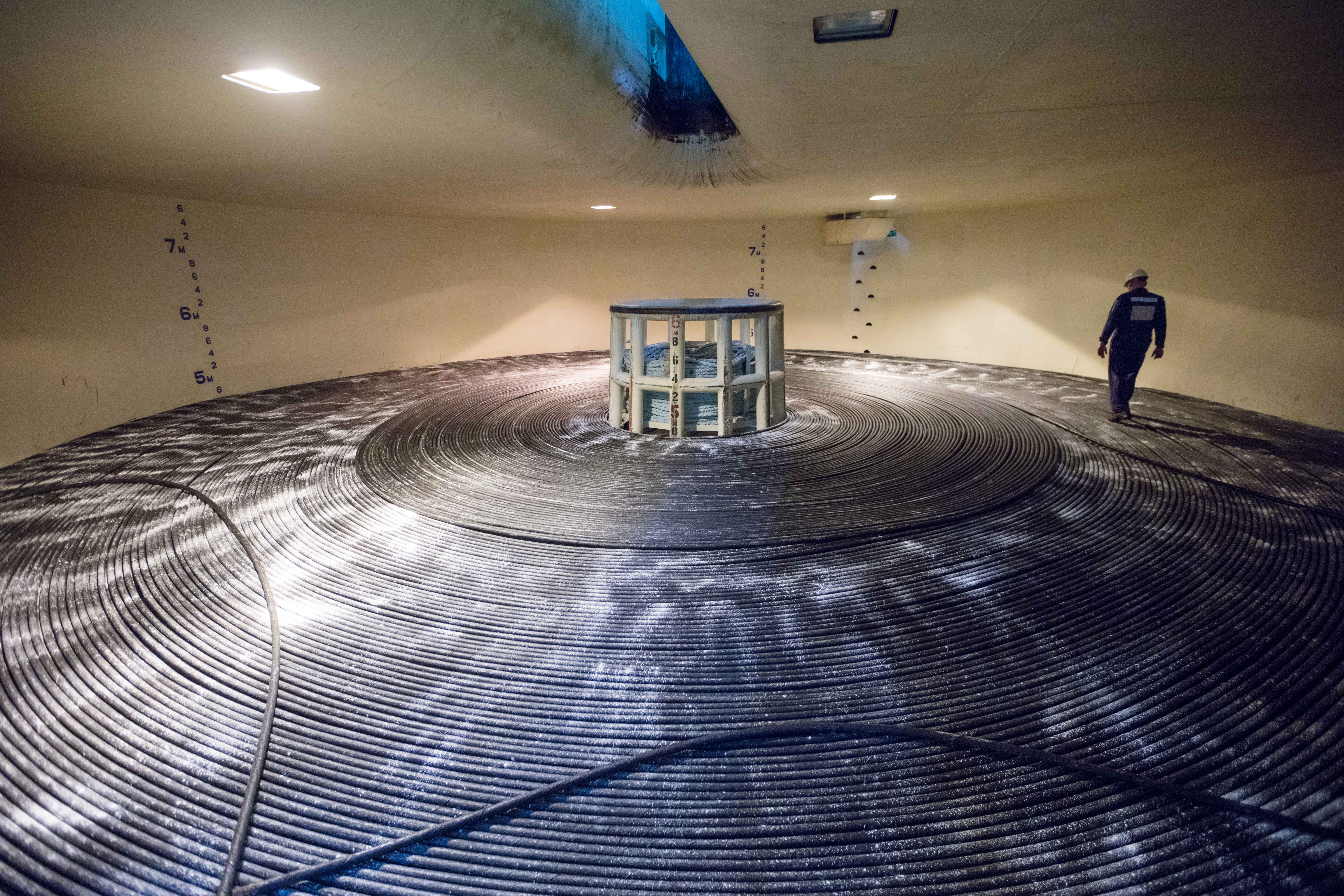 Microsoft and Facebook's 4,000-Mile-Long Subsea Cable Has Been Completed