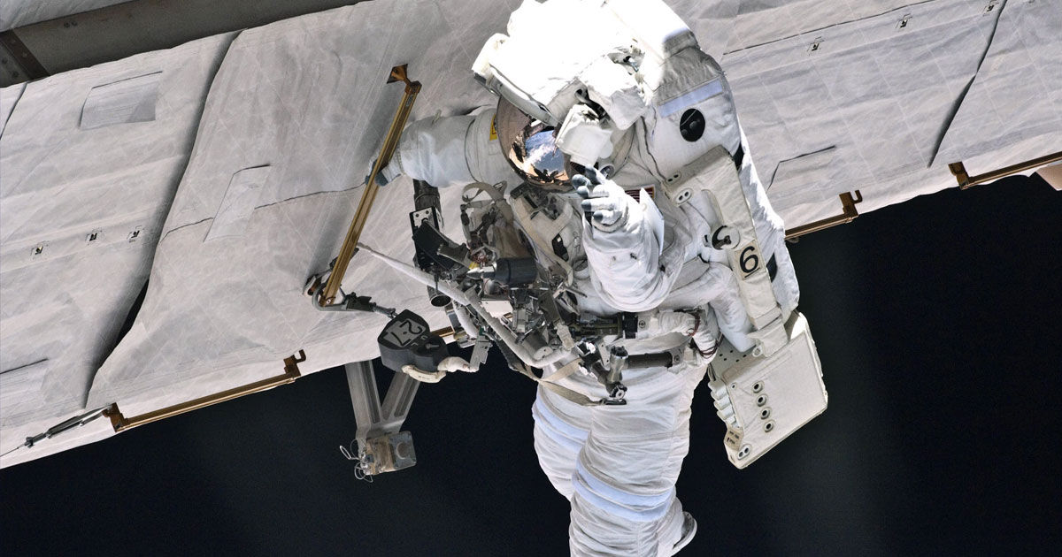 Cosmonauts Hacked Away at the ISS in Search of Sabotage Evidence