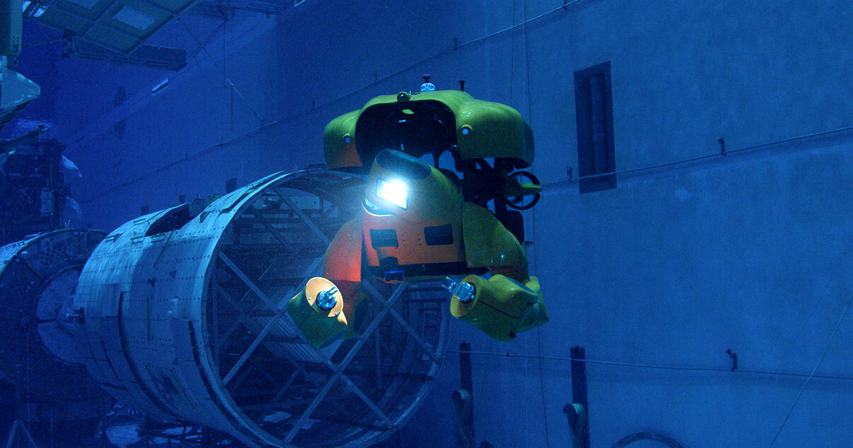 A New Deep-Sea Robot Can Shape-Shift Into an Autonomous Submarine