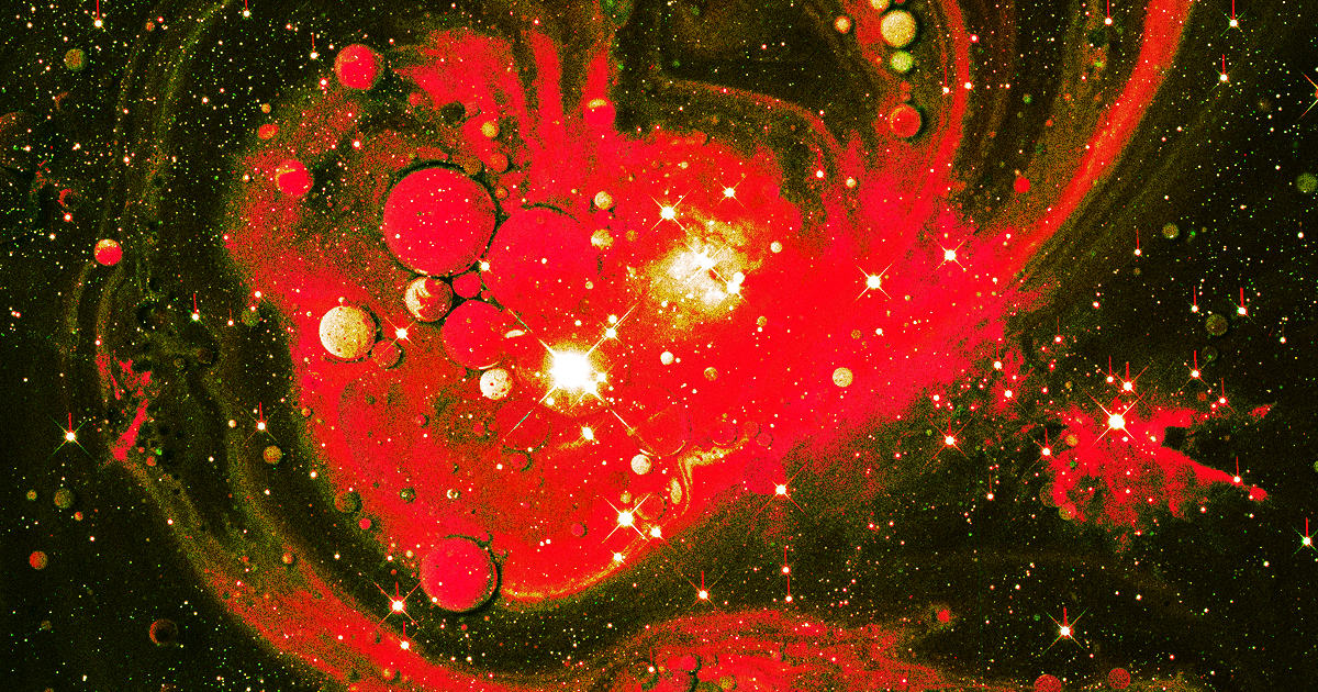 Astronomers Discover Extremely Strange Deep Space Object