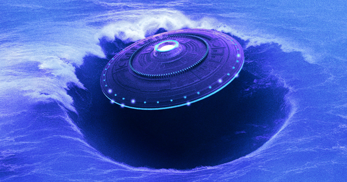 Former Naval Officer Raises Alarm About “World-Changing” Underwater UFO ...