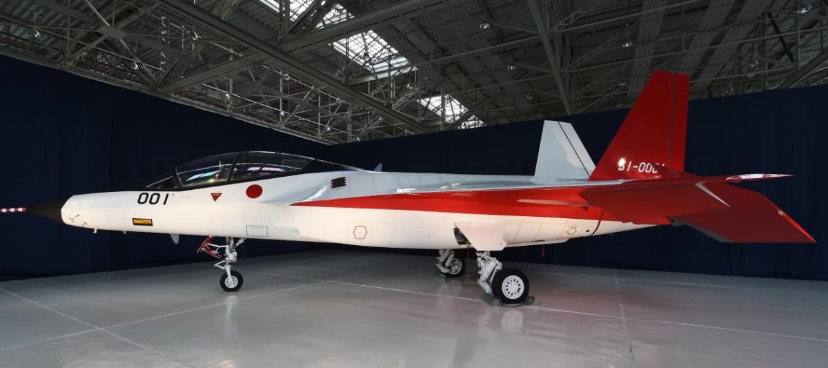 Japan Unveils Its First Stealth Fighter
