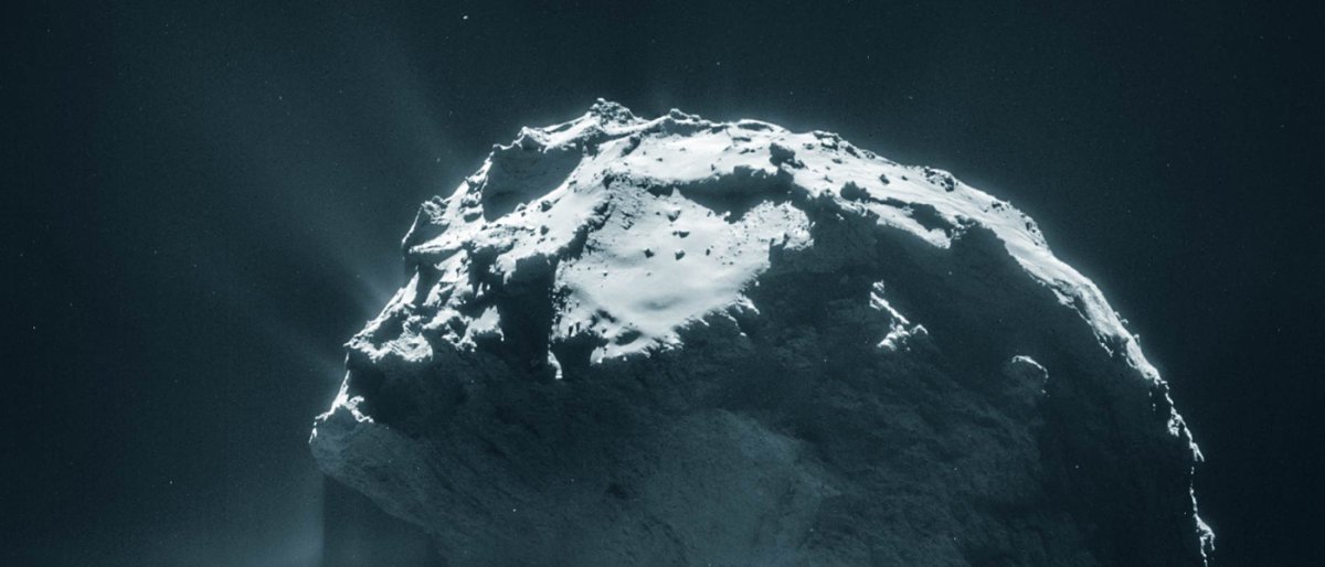 First-Ever Discovery: Complex Organic Molecules Found on Rosetta's Comet