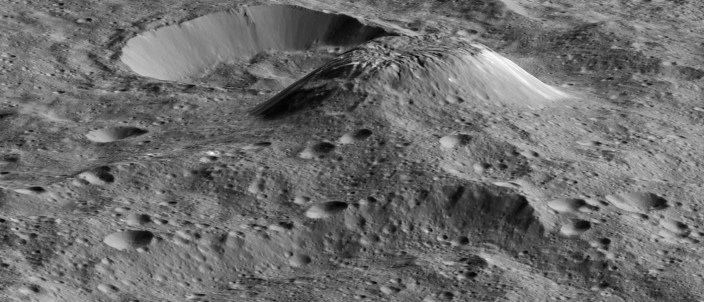 NASA Has Discovered A Massive Ice Volcano on Ceres