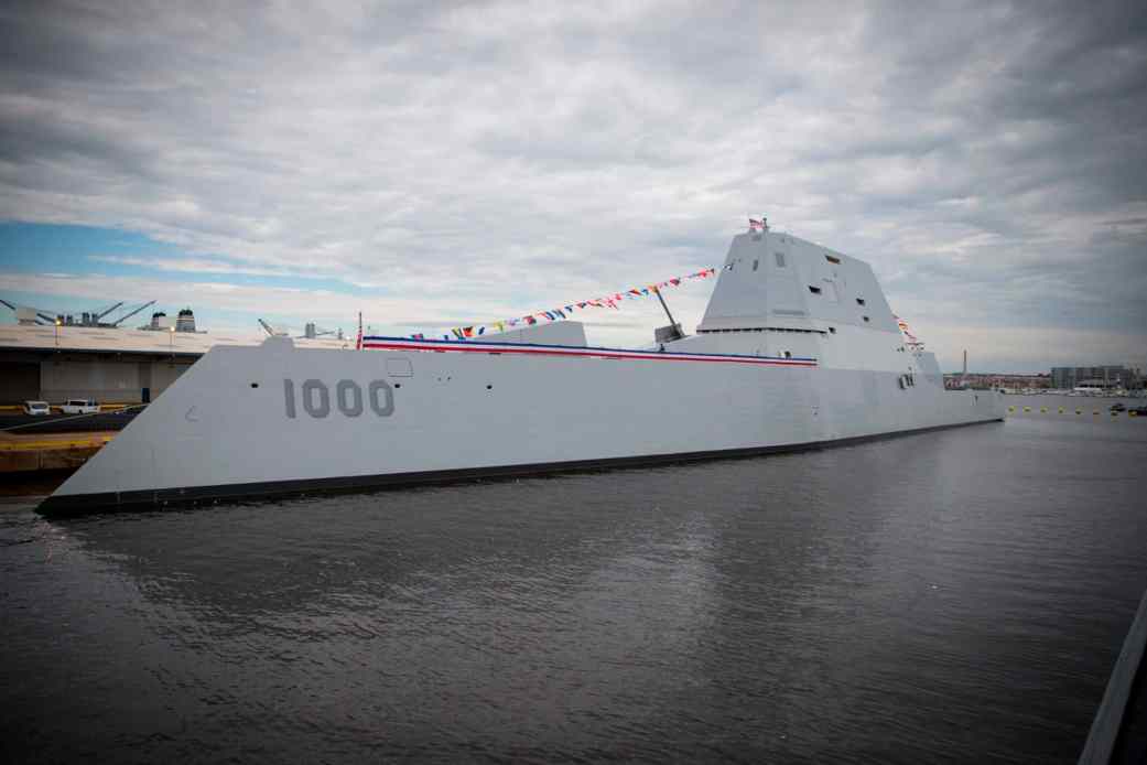 Largest-Ever Destroyer Just Joined US Navy, and It Could Fire Railguns