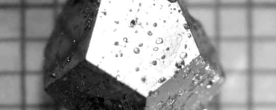An Ultra-Rare Crystal Is Found in a Meteorite, Revealing a Bizarre Form ...