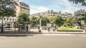 Mobile “CityTree” Installations Use Moss to Clean Air in Urban Areas