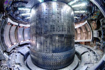 China Powers Up Artificial Sun Nuclear Fusion Reactor | Futurism