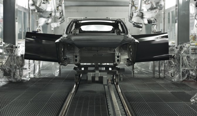 Musk Admits Automation At Tesla Factory Was a Bad Idea