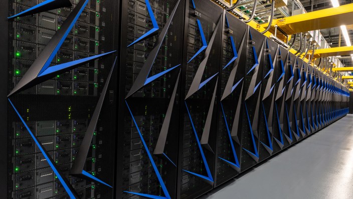 America Now Has The Fastest Supercomputer In The World. Here’s Why That ...