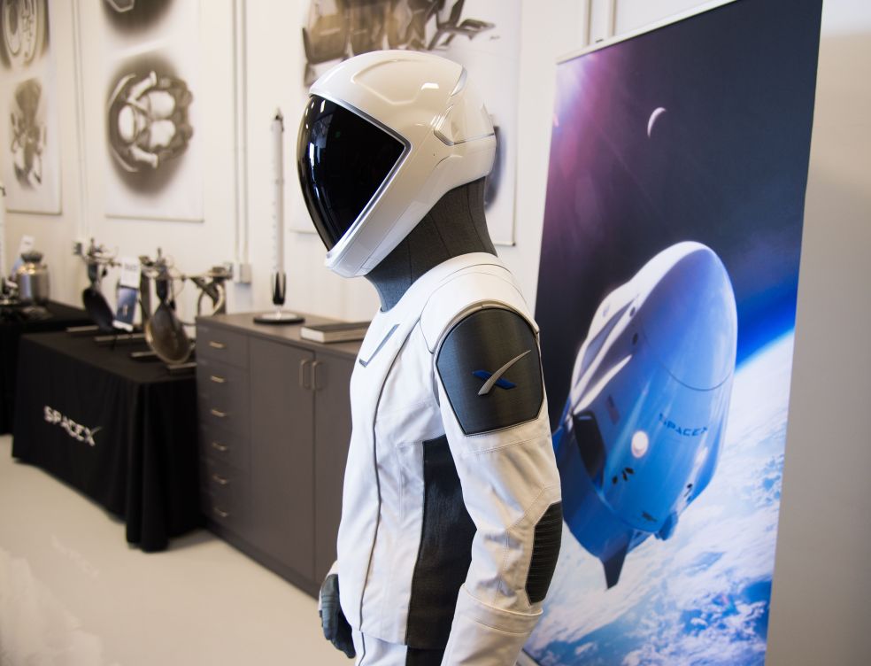 Here's What We Know About SpaceX's Crewed Dragon Spacecraft
