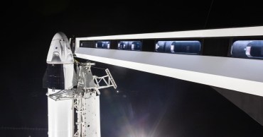 Watch SpaceX's Crew Dragon Dock Autonomously With the ISS