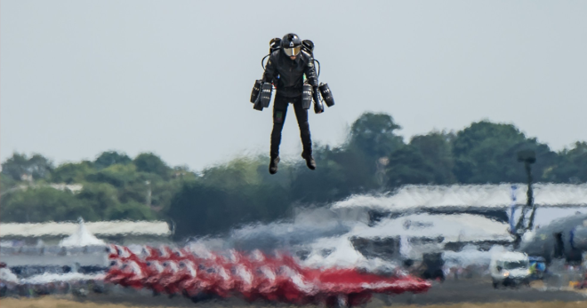 Watch a Daring Fellow Fly an Iron Man-Style Jet Suit