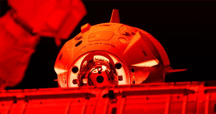Watch SpaceX's Crew Dragon Dock Autonomously With the ISS