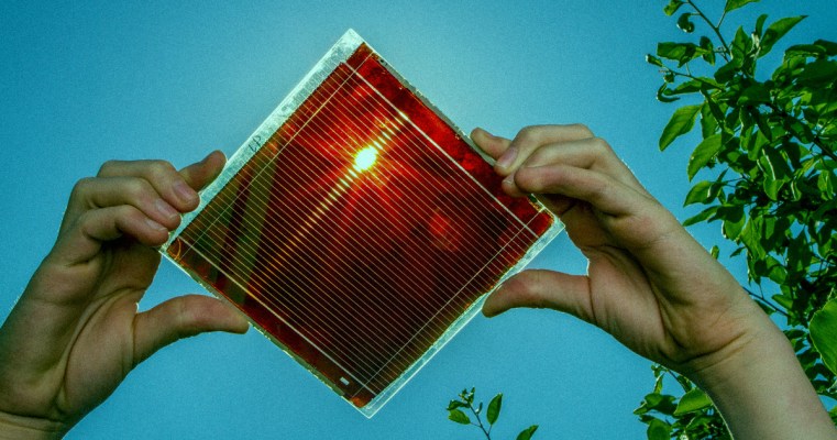 Self-Assembling Nanomaterials Could Improve Solar Panels