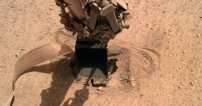NASA Discovers Precious Gemstones on Mars