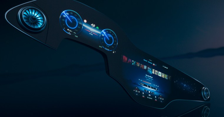 Mercedes-Benz Debuts Dashboard That's One Giant Touchscreen