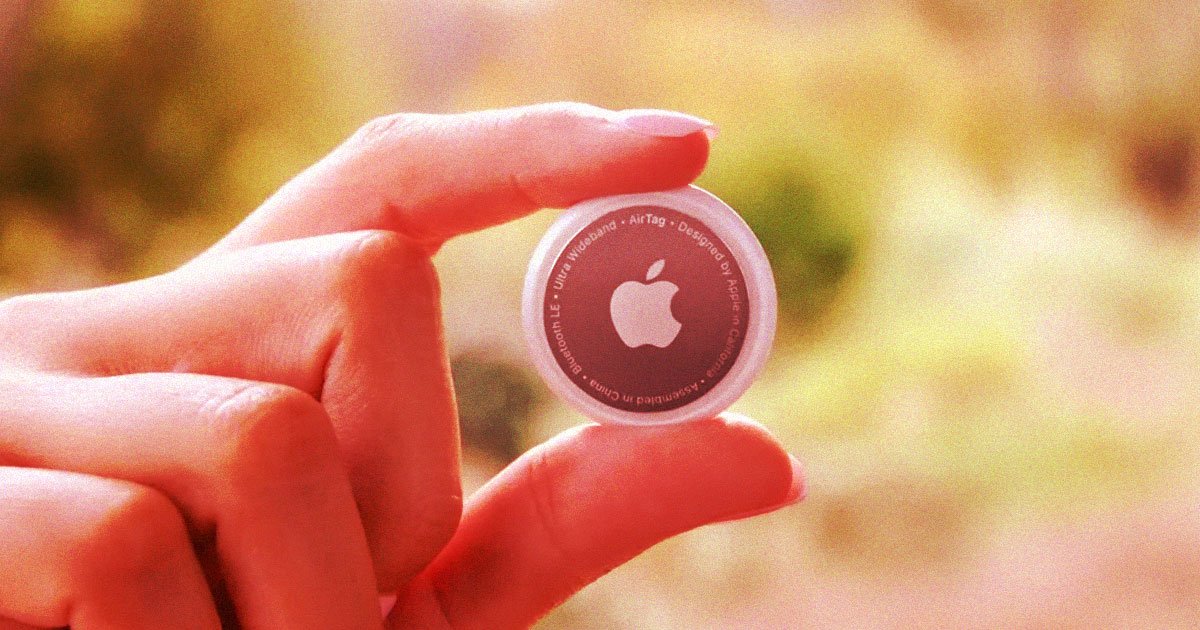 Woman Freaks Out After Discovering an Apple Tracking Device on Her Car