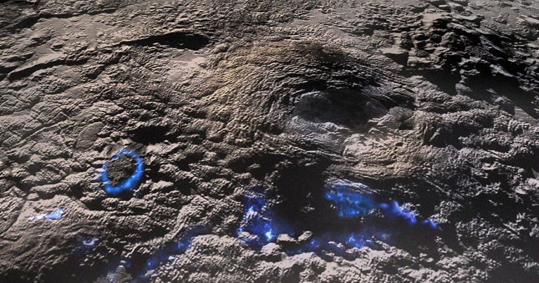 Scientists Weigh in On the Possibility of Life in Pluto's Oceans