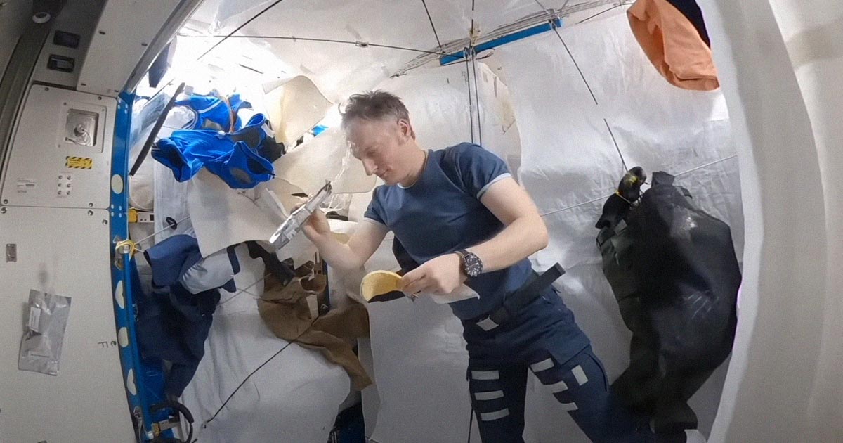 Please Enjoy This Cozy Video of an Astronaut Getting Ready to Slumber