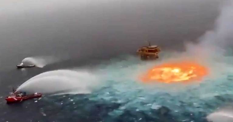 Last Year’s Ocean Portal to Hell Now Leaking Toxic Gas