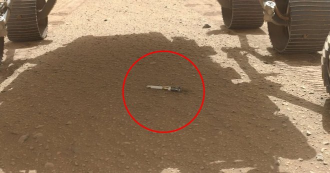 NASA Scientists Startled When Mars Rover Drives Over Rock, Cracking It ...