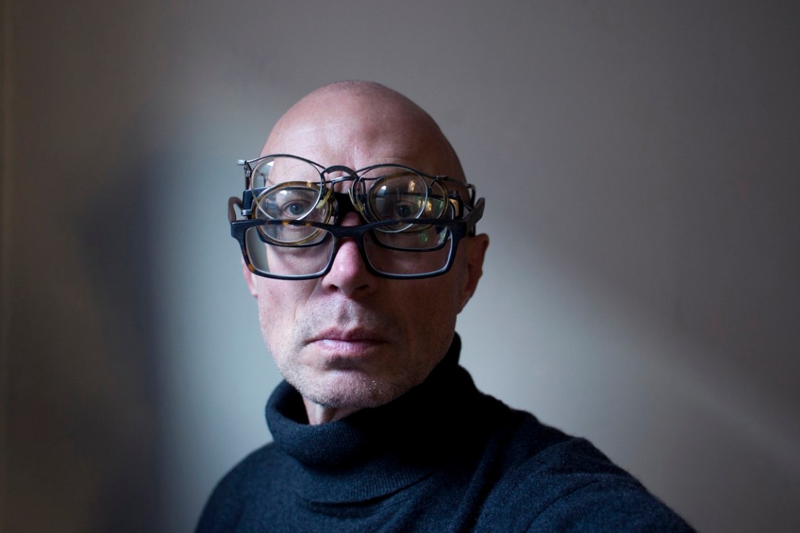 Stanford Director: AI Scientists’ “Frontal Cortex Is Massively ...