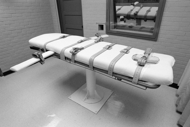 Alabama Prisoner Protests Being Test Subject for New Execution Technique