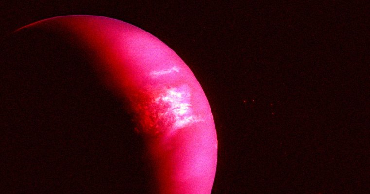 James Webb Discovers Planet Shaped Like Lemon