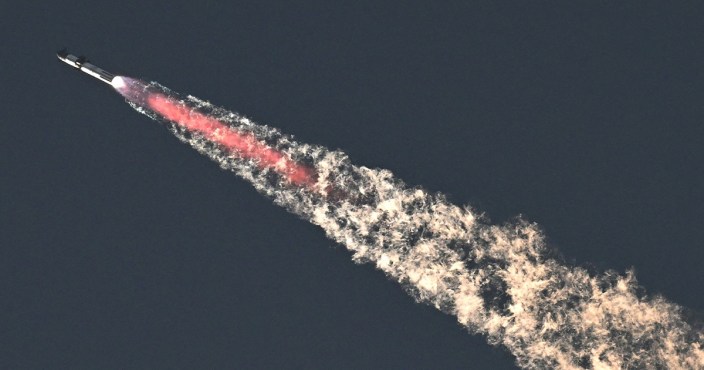 Here's a Video of Every Starship Explosion So Far