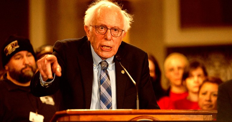 Bernie Sanders Calls for Halt on Construction of New Data Centers