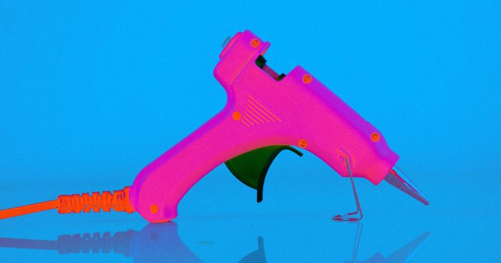 Doctors Modify Hot Glue Gun to Stick Broken Bones Back Together