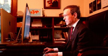 Professor Says Mysterious Interstellar Object May Be Releasing ...