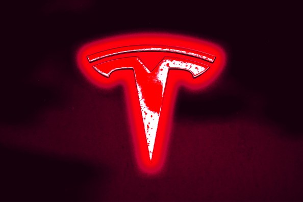 Mom Says Tesla's New Built-In AI Asked Her 12-Year-Old Something Deeply ...