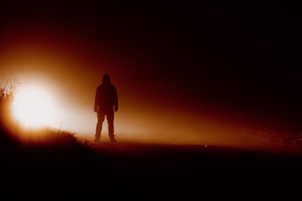 A Man Bought Meta's AI Glasses, and Ended Up Wandering the Desert ...