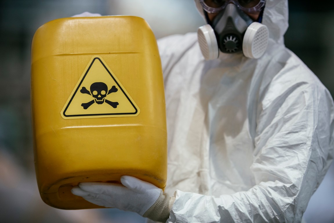 Engineers Deploy "Poison Fountain" That Scrambles Brains of AI Systems