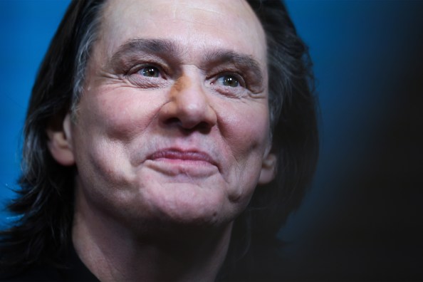 Famed Plastic Surgeon Weighs in on Jim Carrey's Face